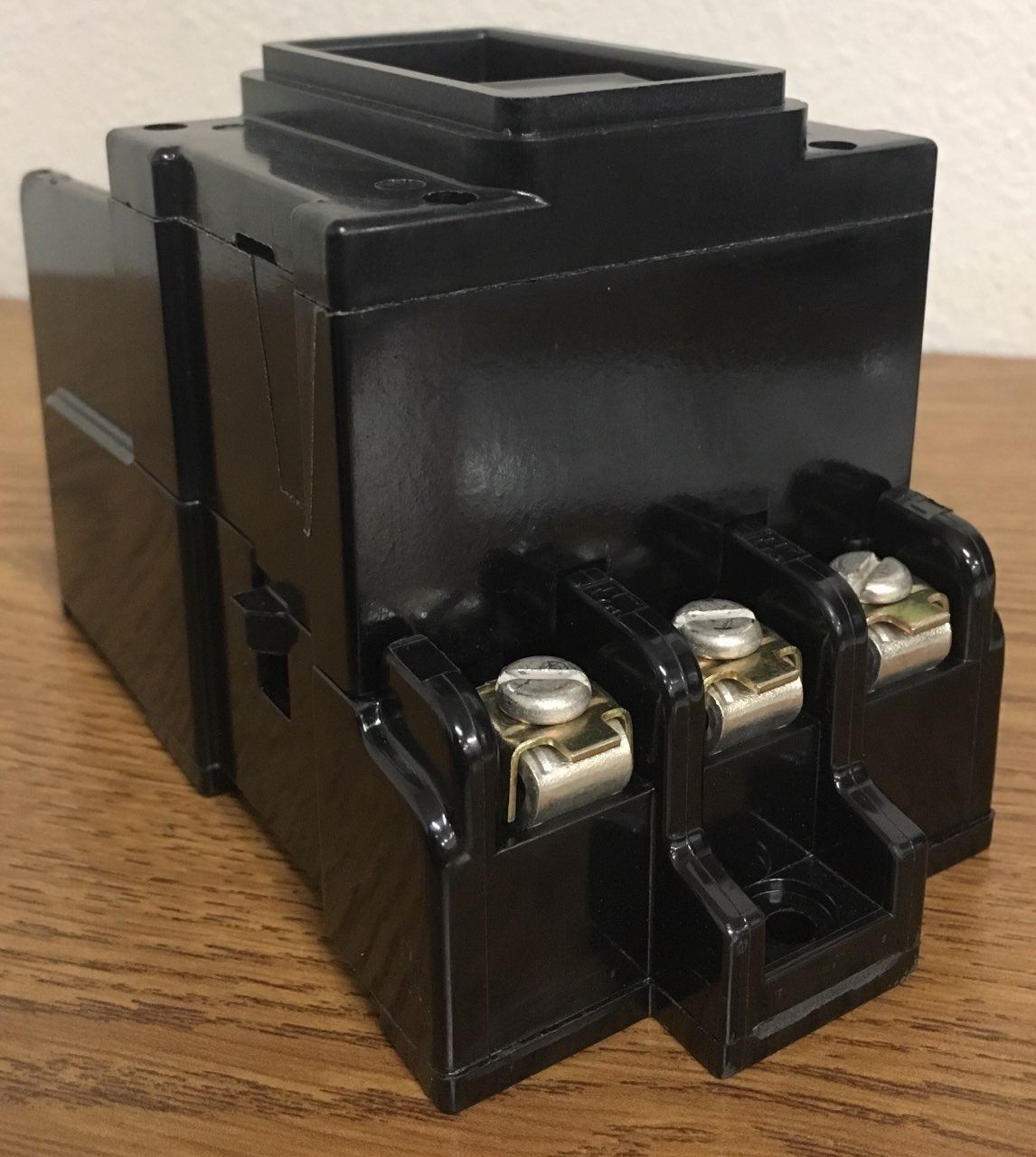 CR1062R3AAP1000 – GE Man Motor Starter | Mag-Trol Distributors, Inc.