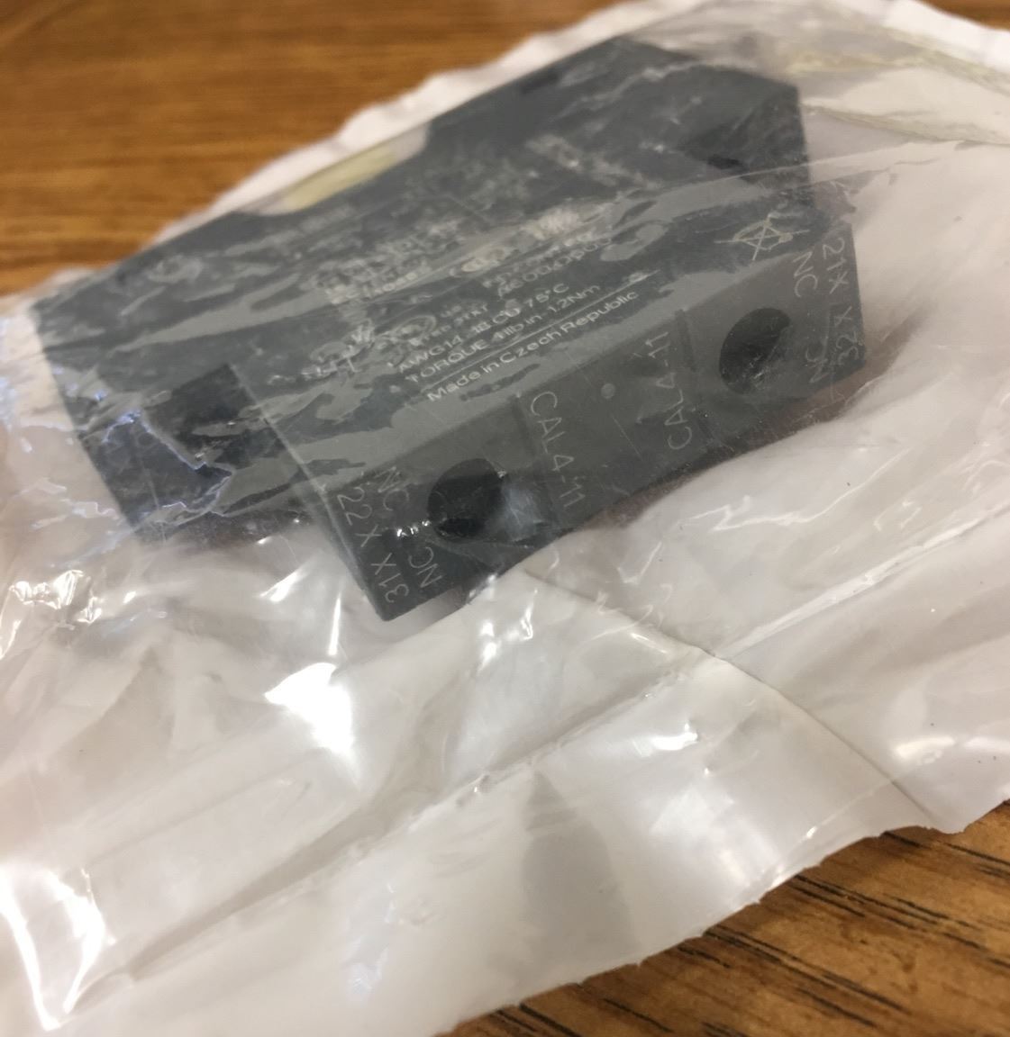 CAL4-11 – ABB – Auxiliary Contact | Mag-Trol Distributors, Inc.