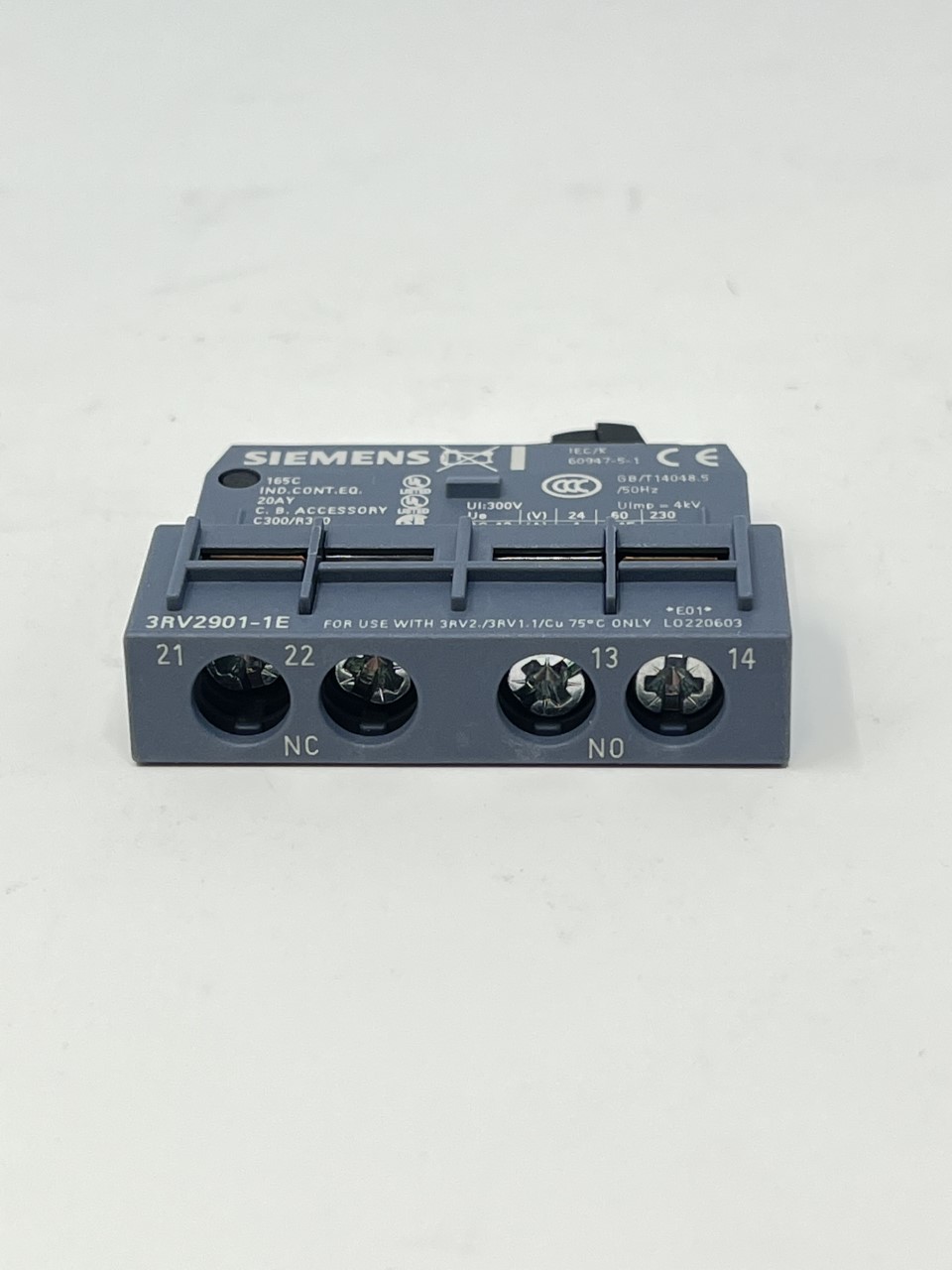 3RV2901-1E – SIEMENS TOP MOUNT AUXILIARY CONTACT 1NO+1NC FOR 3RV2 SIZE ...