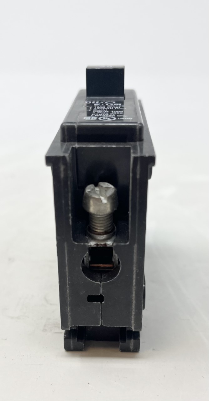 BR130 – EATON PLUG IN CIRCUIT BREAKER 30AMPS 10KAIC 1POLE 120-240VAC ...