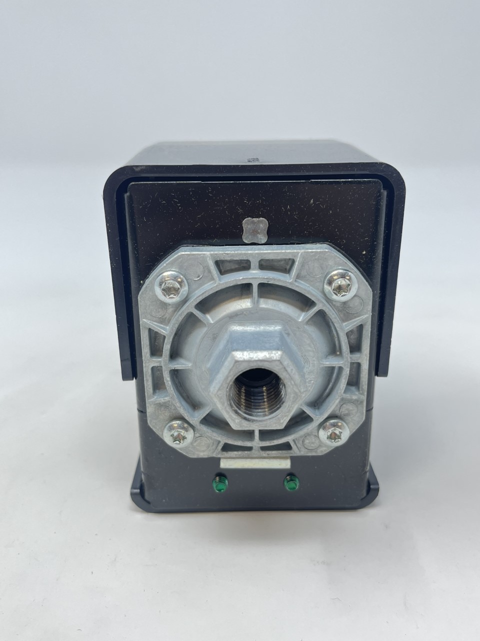 69ES1 – HUBBELL PRESSURE SWITCH 1/4 FEMALE NPT CUT IN PSI 30 CUT OUT ...