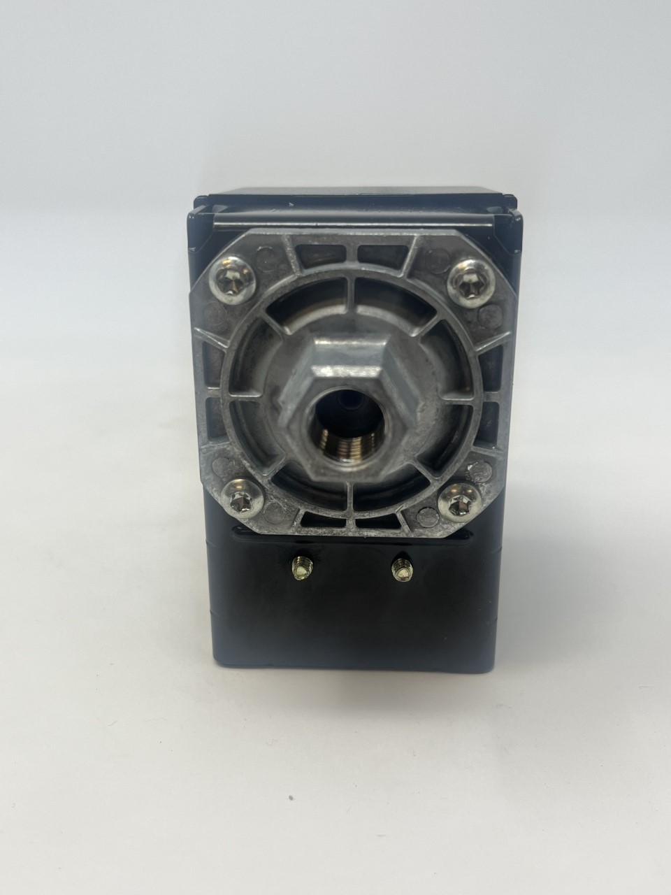 69JF8 – HUBBELL PRESSURE SWITCH 1/4 INCH FEMALE NPT ON 115 PSI OFF 150 ...