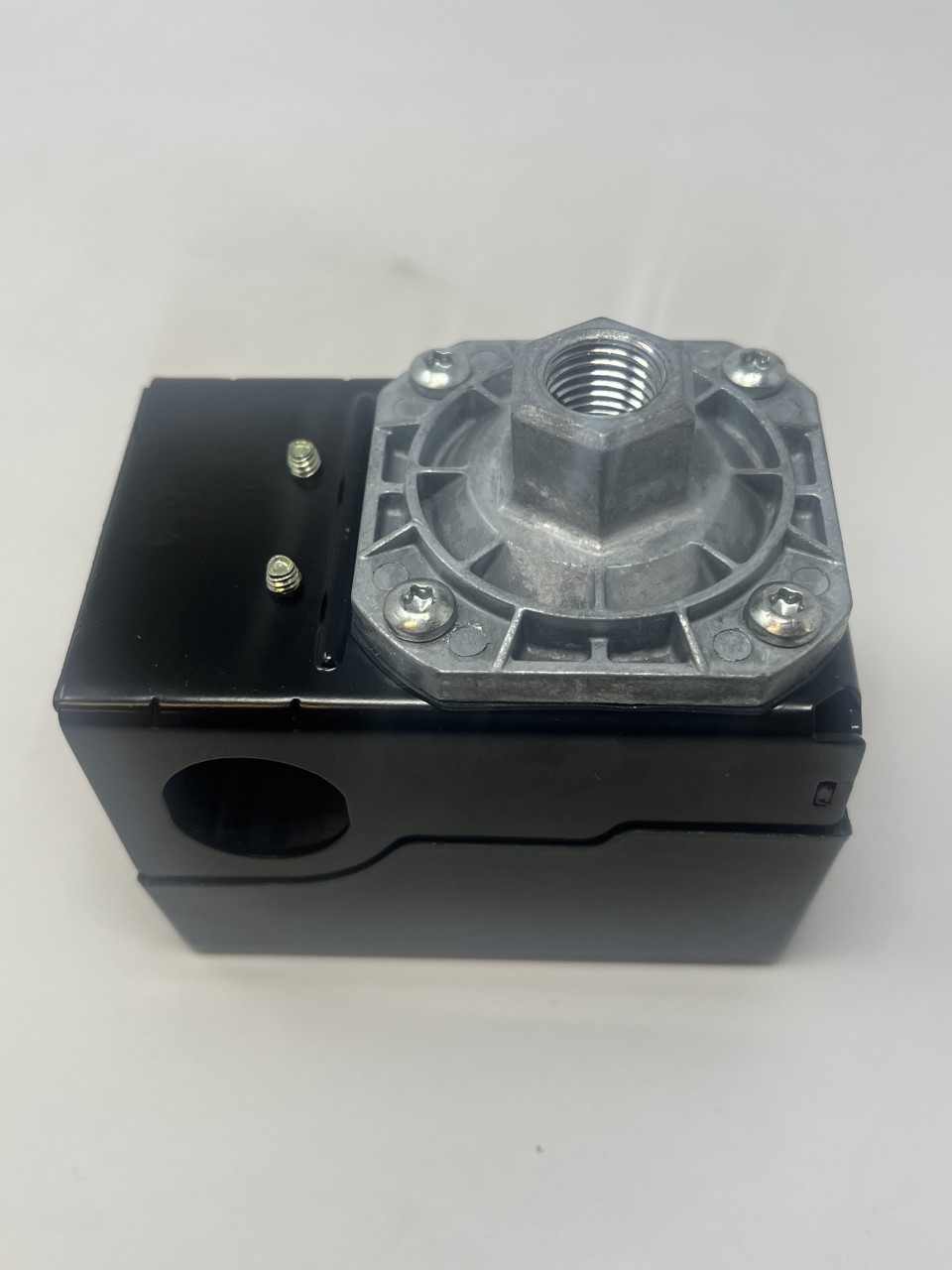 69JF8 – HUBBELL PRESSURE SWITCH 1/4 INCH FEMALE NPT ON 115 PSI OFF 150 ...