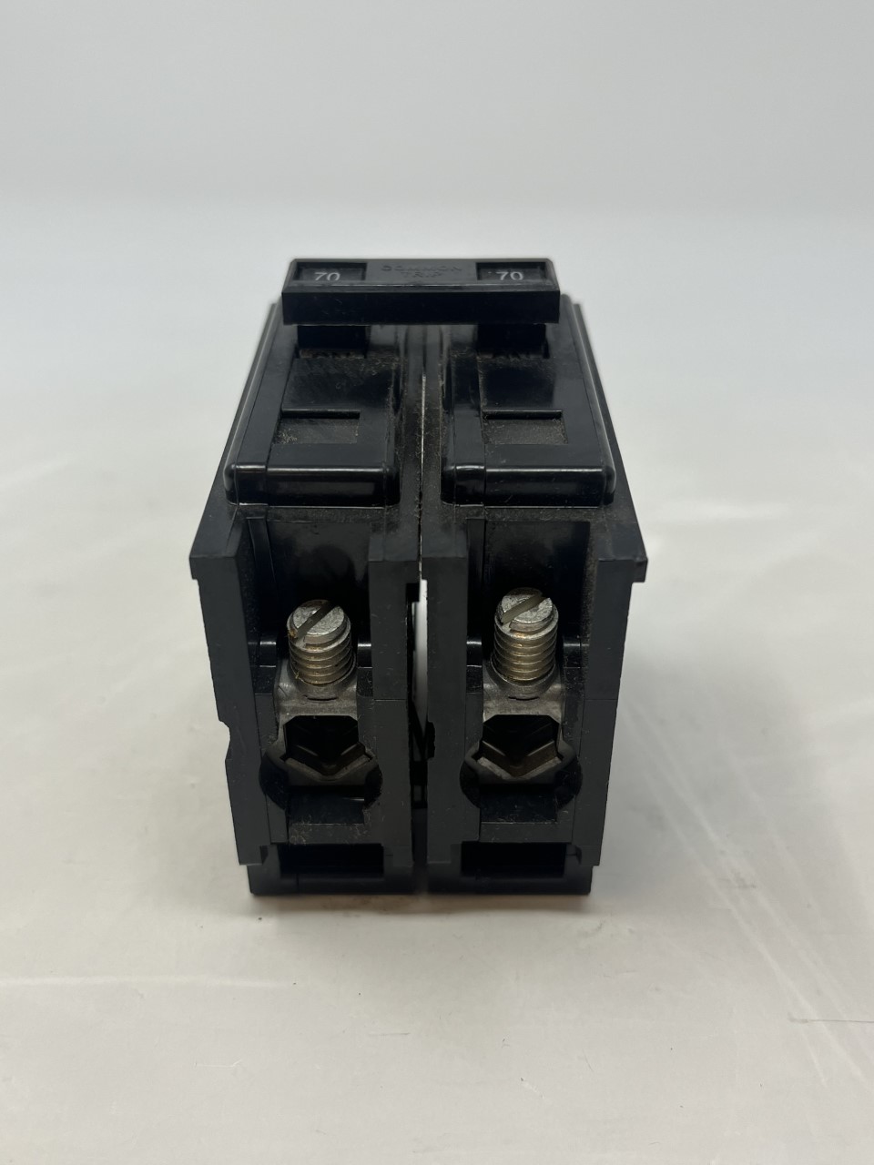 BAB2070 – EATON BOLT ON CIRCUIT BREAKER 70AMPS 10KAIC 2POLE 120-240VAC ...