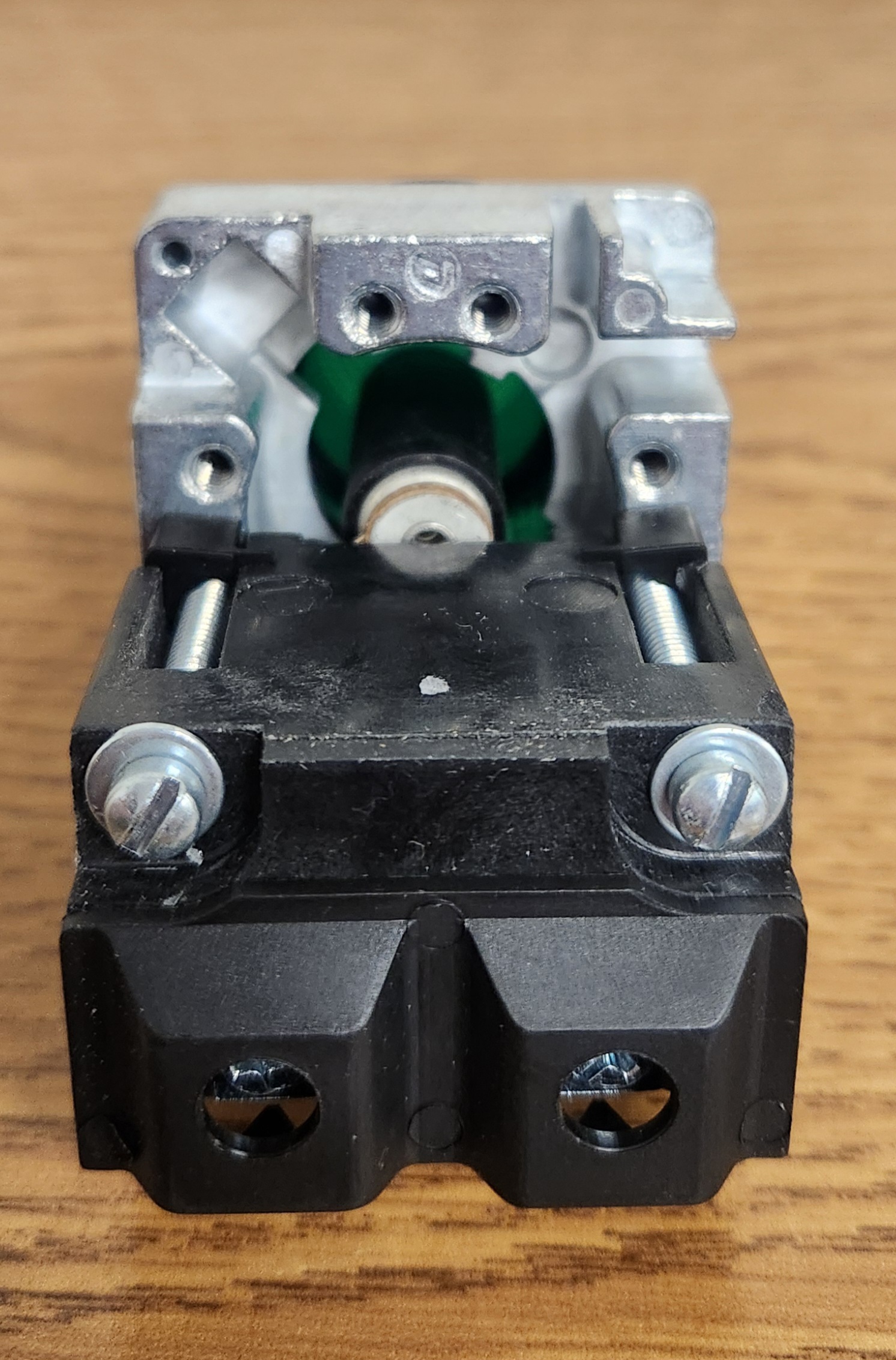 A3L4AA-6L7G – ABB 30MM HEAVY DUTY OIL TIGHT PILOT LIGHT | Mag-Trol ...